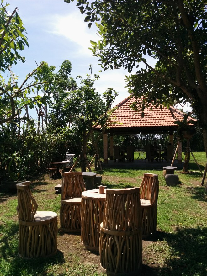 Taman Baca Kesiman – The Dusty Sneakers